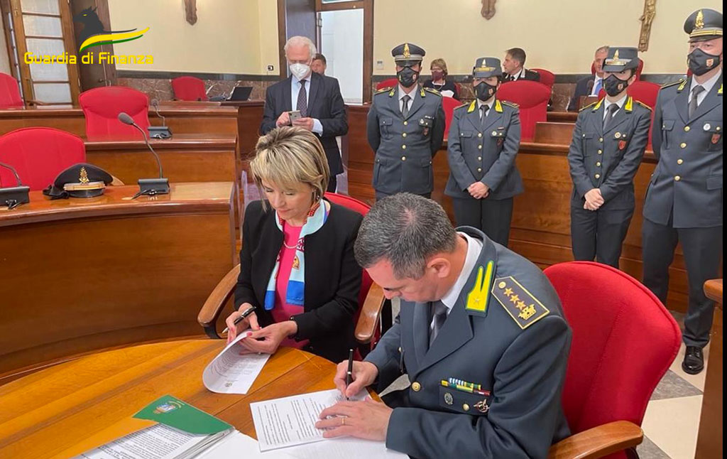 Pnrr, a Vibo siglato protocollo d'intesa tra Comune e Gdf su percorsi ... Pnrr, a Vibo siglato protocollo d'intesa tra Comune e Gdf su percorsi ...
