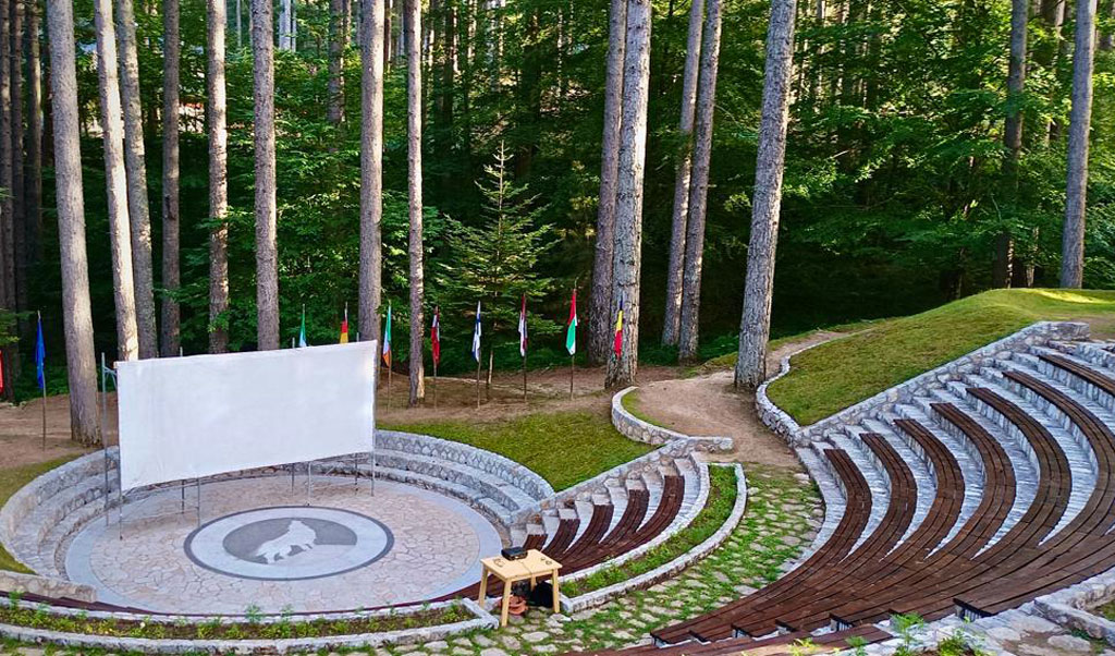 Letteratura, cultura e sostenibilità: al via a Taverna 'Hyle Book ...