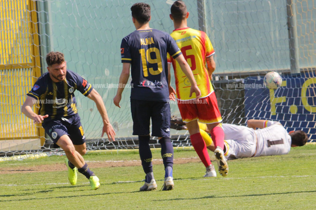 Largo 4-1 dell'Fc Lamezia sul Cittanova. Domenica play-off esterno a ...
