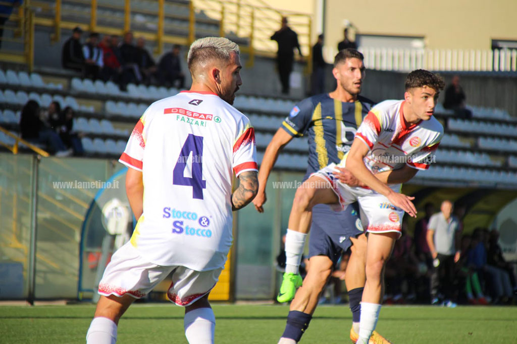 Fc Lamezia batte 3-0 il Cittanova e si qualifica per i sedicesimi di ...