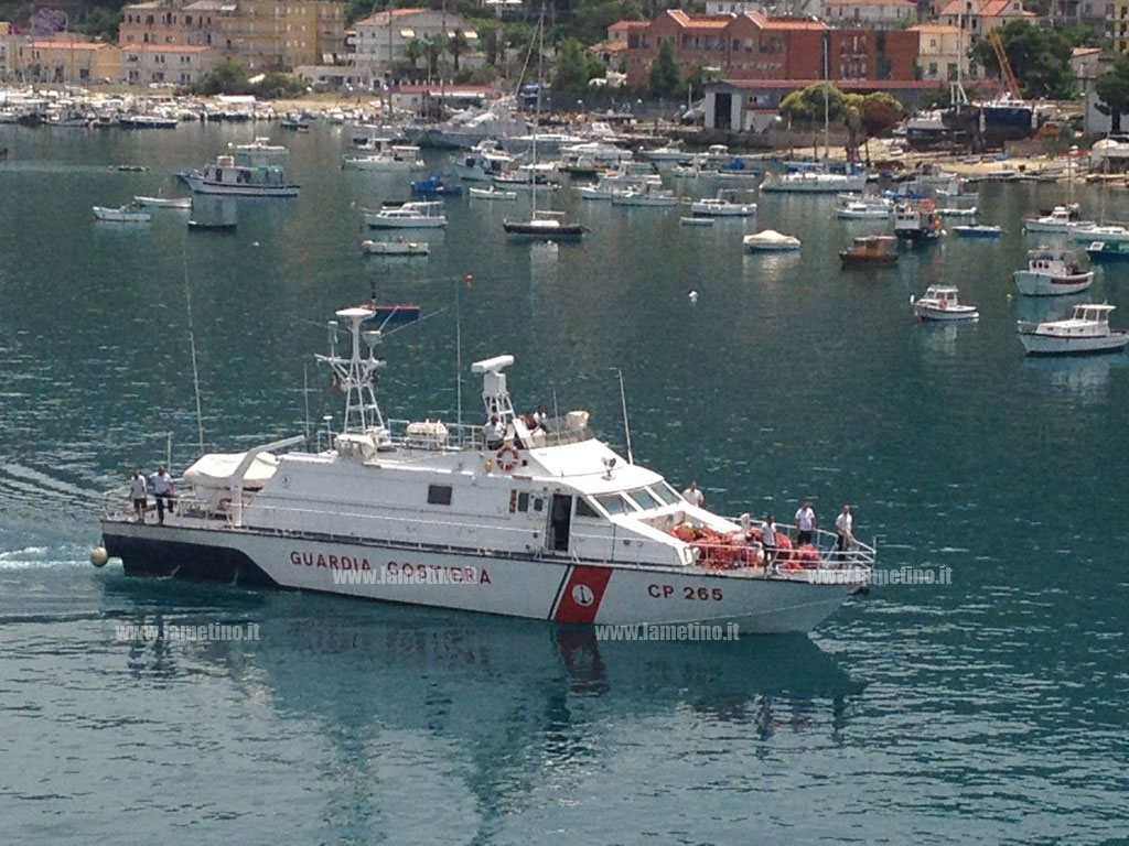 Lamezia: sequestrati 700 metri di reti da posta fisse nel Golfo di Sant ...
