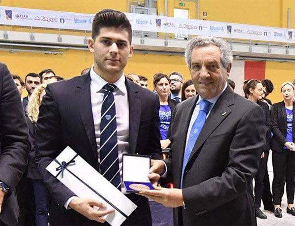 Il premio “Silvia Pierucci” al giovane arbitro di scherma lametino ...