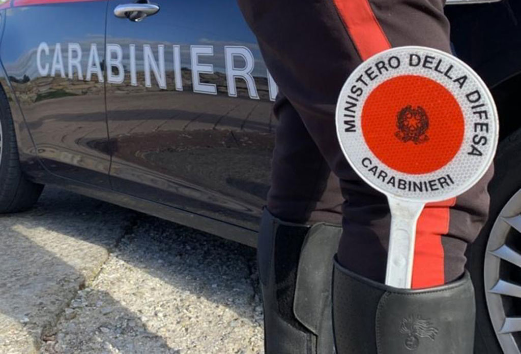 Carabinieri arrestano tre giovani per evasione a Catanzaro - il Lametino.it