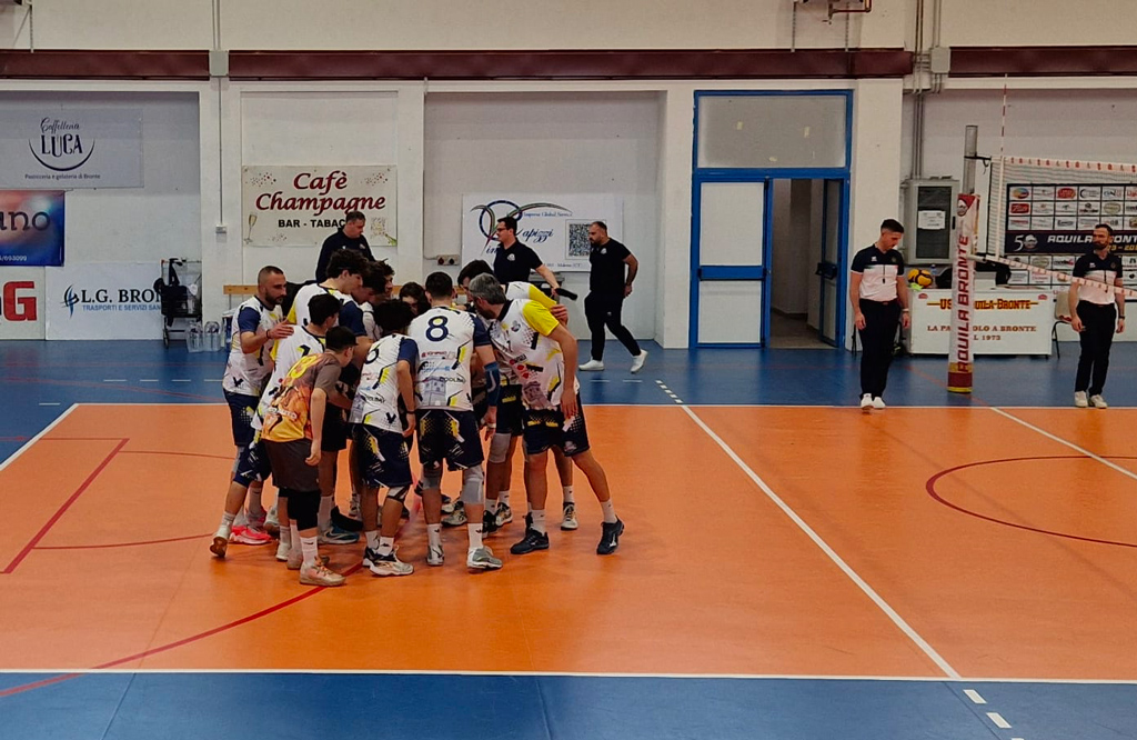 Pallavolo B maschile, Raffaele Lamezia espugna in trasferta Bronte - il ... Pallavolo B maschile, Raffaele Lamezia espugna in trasferta Bronte - il ...