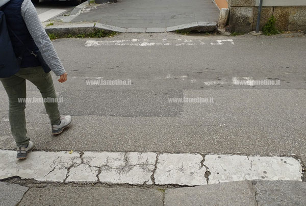 Lamezia, manutenzione segnaletica orizzontale e verticale: Comune ...