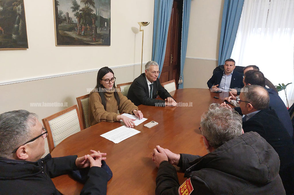 Tirocinanti calabresi, il 16 febbraio manifestazione regionale a ... Tirocinanti calabresi, il 16 febbraio manifestazione regionale a ...