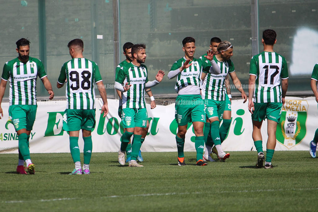 Eccellenza, la Vigor Lamezia travolge il Brancaleone: 6-1 al “D ... Eccellenza, la Vigor Lamezia travolge il Brancaleone: 6-1 al “D ...