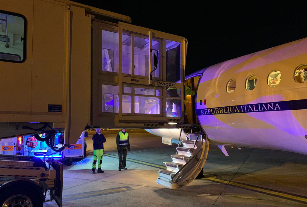 Volo sanitario d'urgenza per neonata di 8 giorni da Cosenza a Roma - il ... Volo sanitario d'urgenza per neonata di 8 giorni da Cosenza a Roma - il ...